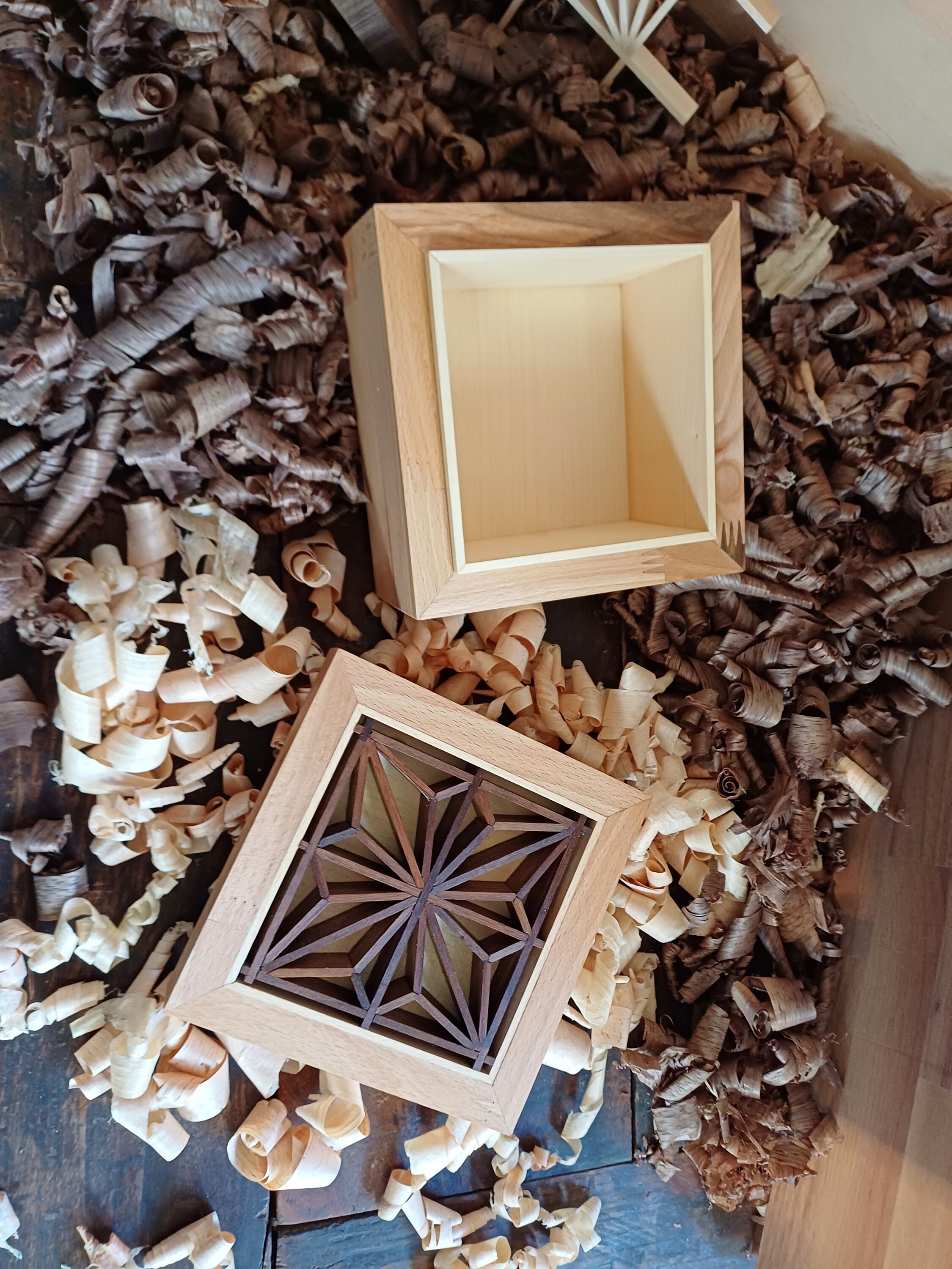 Kumiko Box beechwalnut - Etsy
