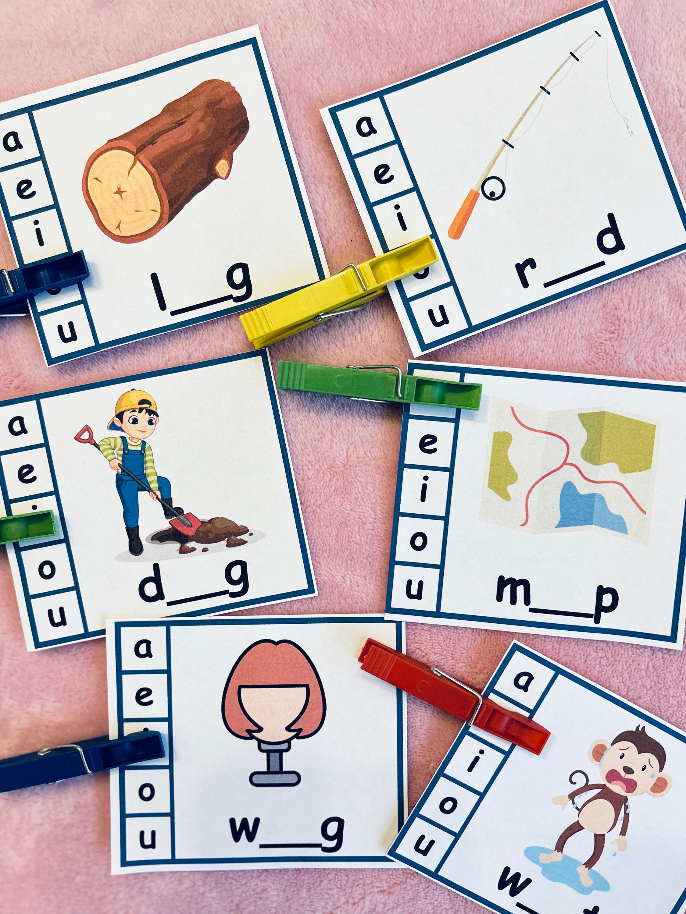 60 Short Vowel Sound Clip Cards; Short Vowel Sound Recognition; CVC ...