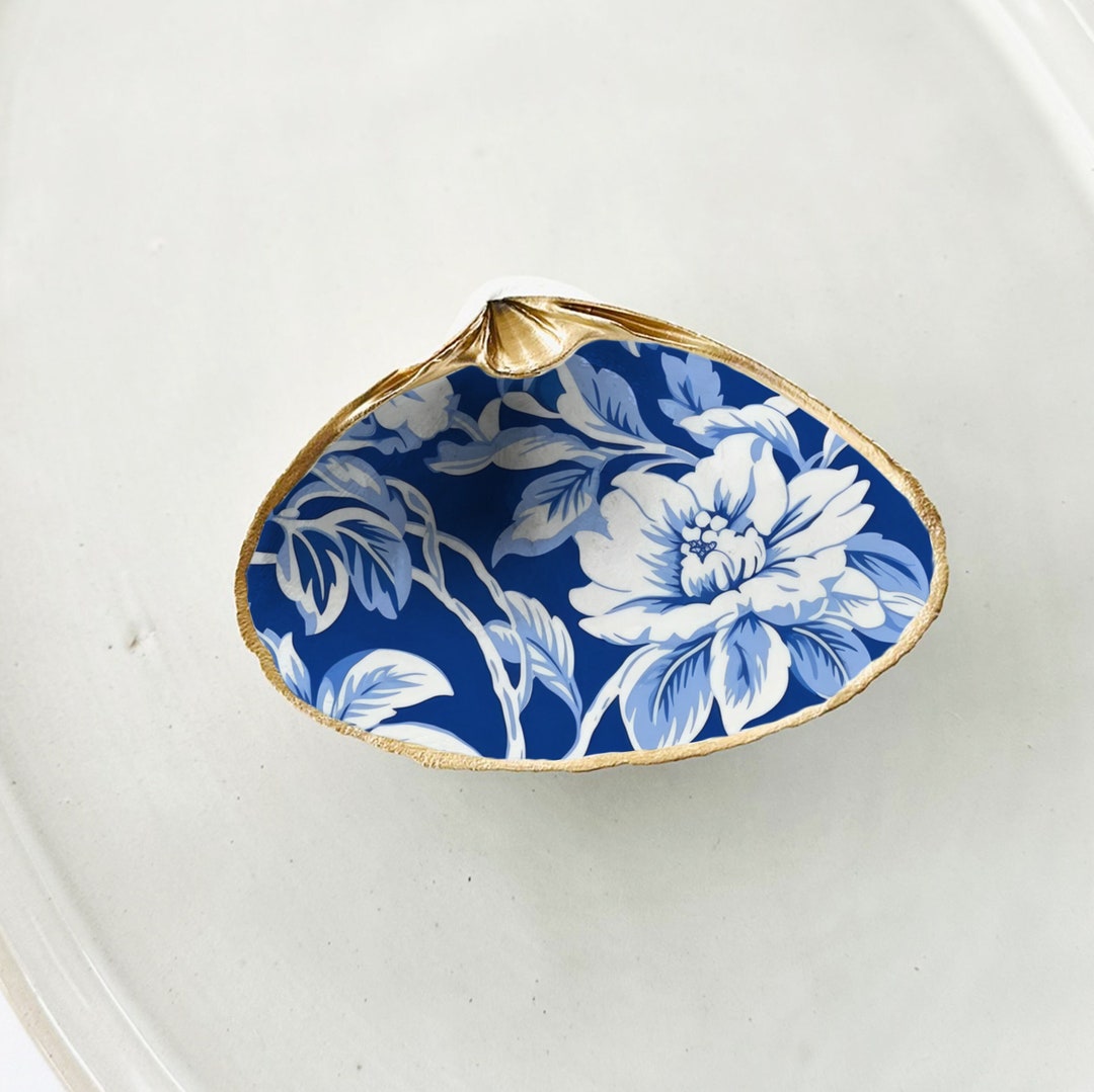 Nauti Blue Clam Shell Display Jewelry Dish, Bridal Wedding Favor ...