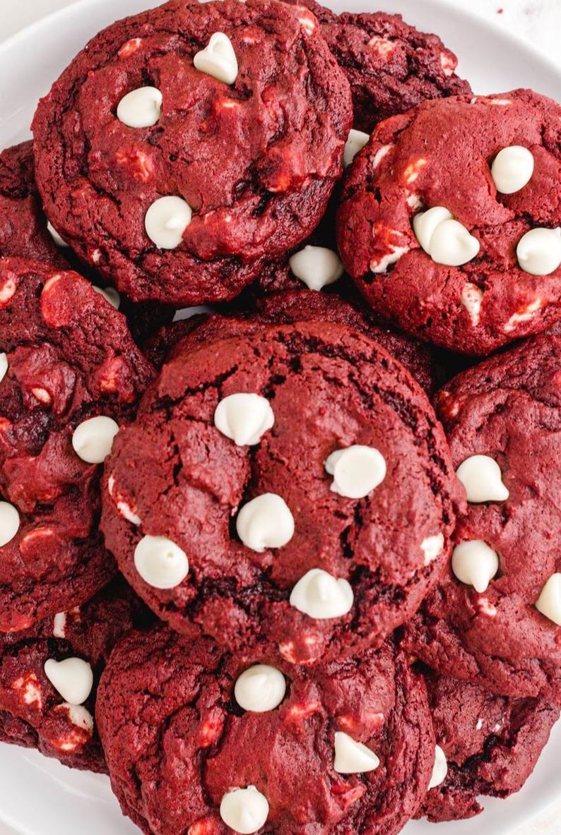Red Velvet White Chocolate 8 Cookie Gift Box Birthday Dessert Homemade ...