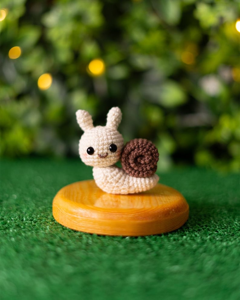 Crochet Snail Keychain Pattern PDF – Amigurumi Beginner Pattern – Cute ...