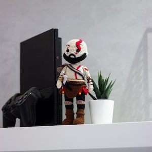 Kratos Crochet Pattern – God of War-inspired Amigurumi - Etsy