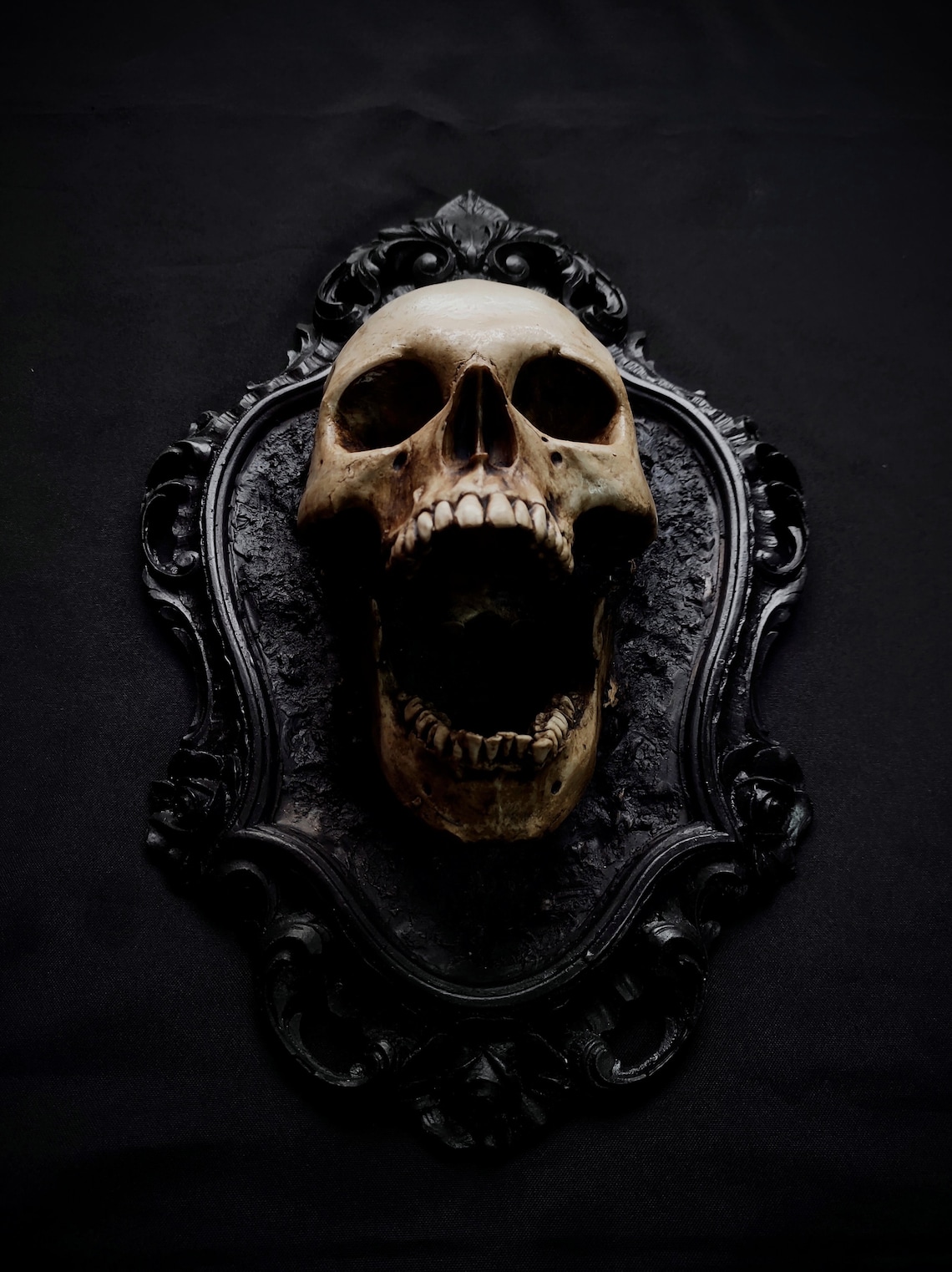 Spectral With Ema's Skull Gothic Art, Realistic Resin Sculpture - Etsy