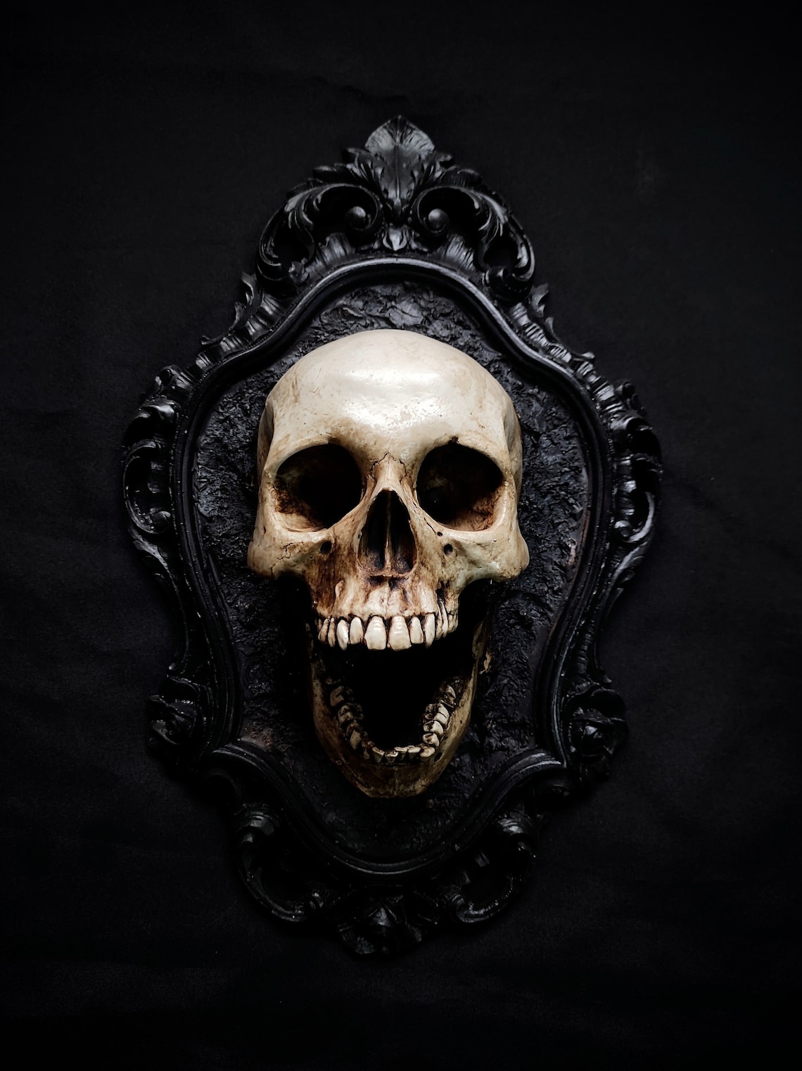 Spectral With Ema's Skull Gothic Art, Realistic Resin Sculpture - Etsy