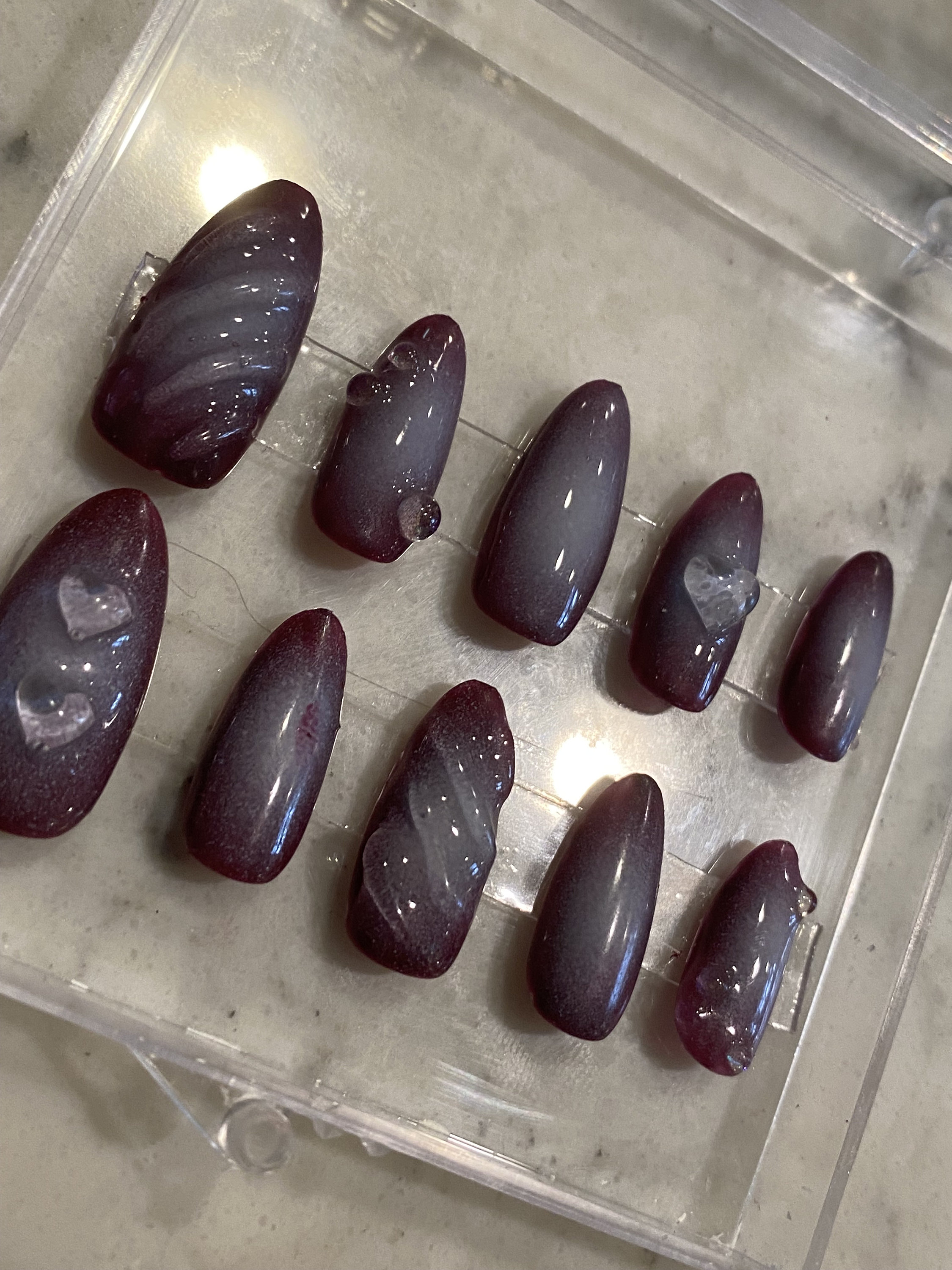 Custom Gel Nails With Maroon Aura Design | Reusable 3D Press-on Nails ...