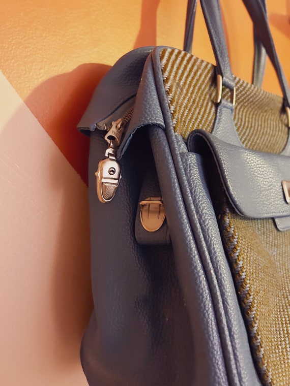 Vintage 1960 Blue and Grey Saturn Samsonite Travel Bag - Gem