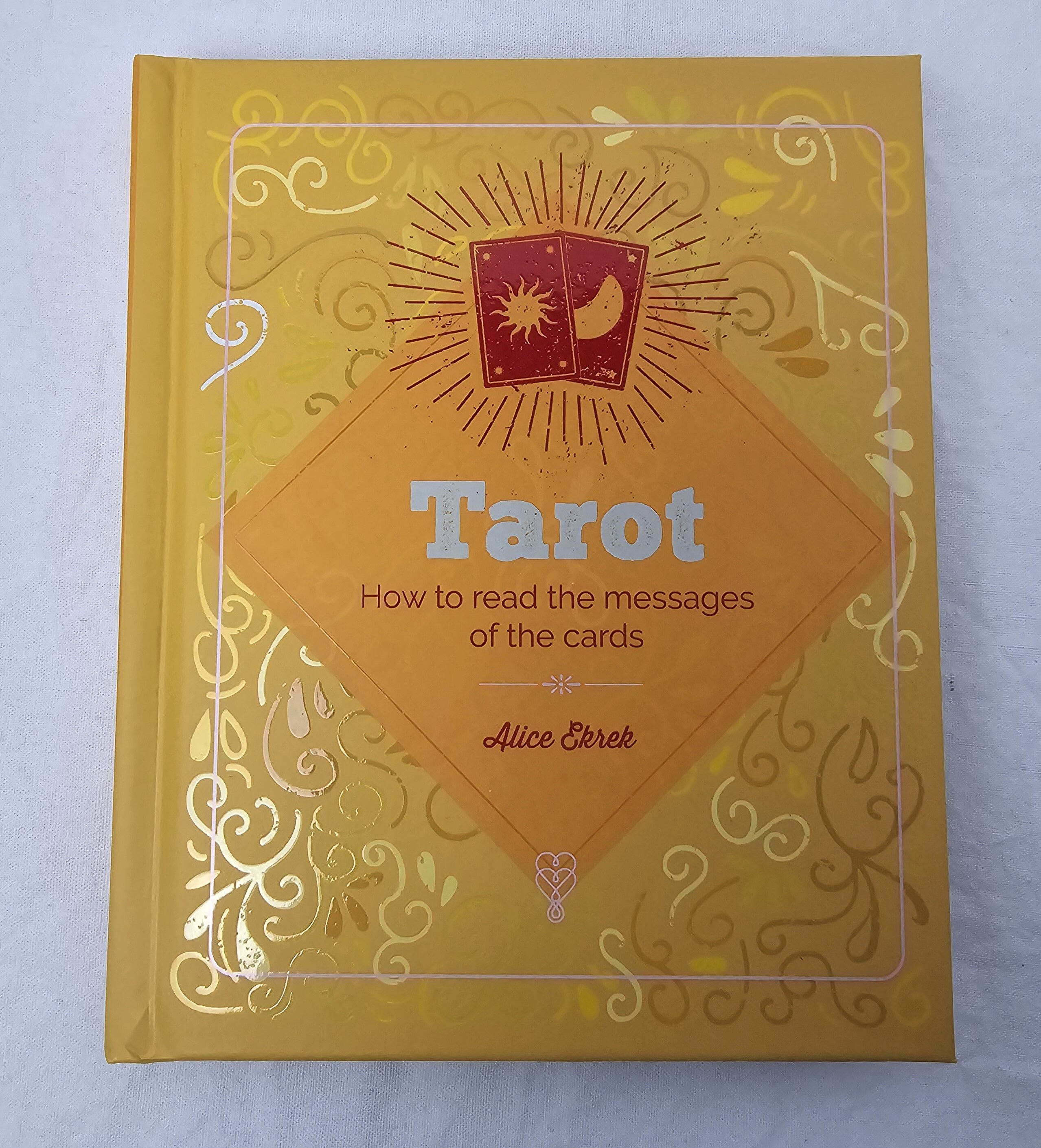 Tarot: How to Read the Messages of the Cards by Alice Ekrek - Etsy