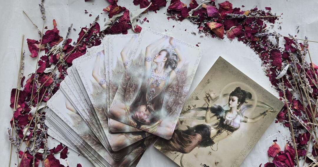 Kuan Yin Oracle Deck by Alana Fairchild - 44 Card Divine Feminine ...