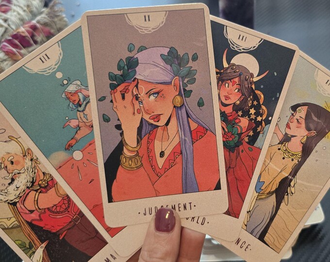 White Numen Tarot Deck, A Sacred Animal Tarot, Modern Tarot, Unique ...