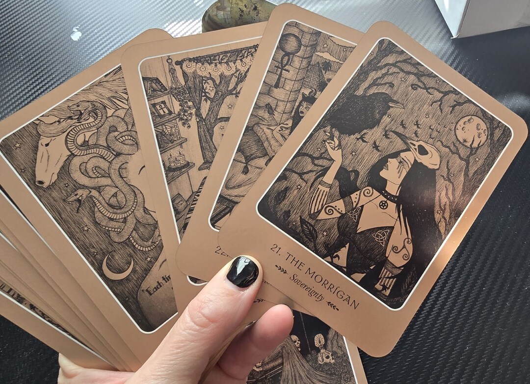 Wild Woman Oracle Deck, Dark Feminine Oracle Deck, 36 Gilt Edge Cards ...
