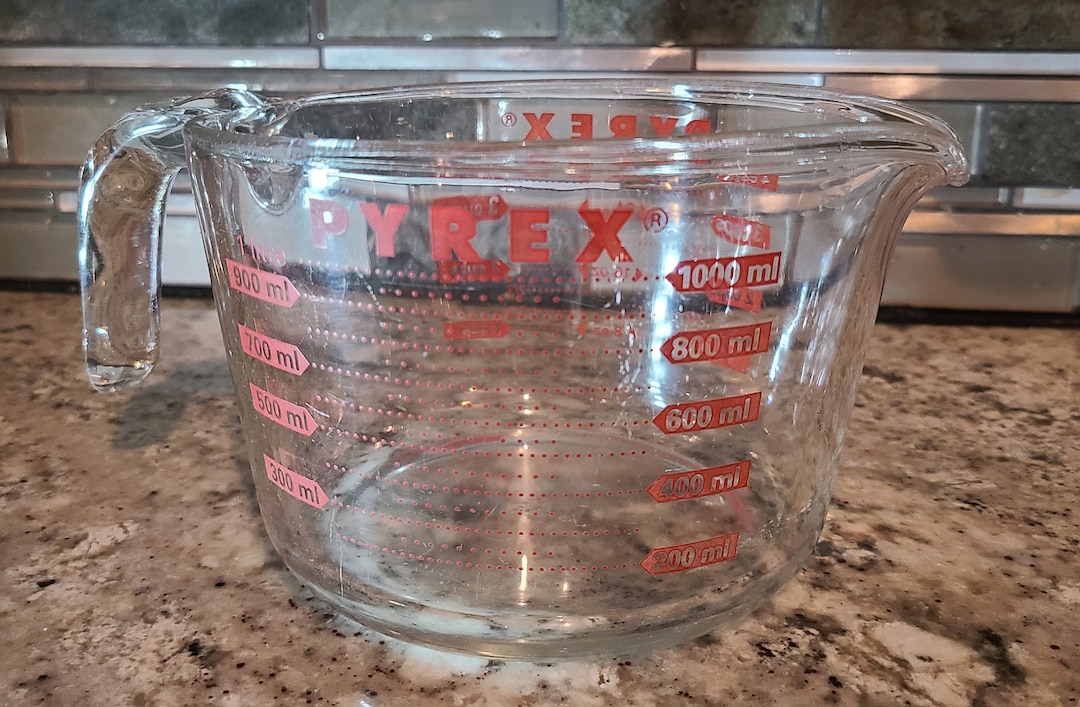 Vintage PYREX 4-cup Glass Measuring - Etsy
