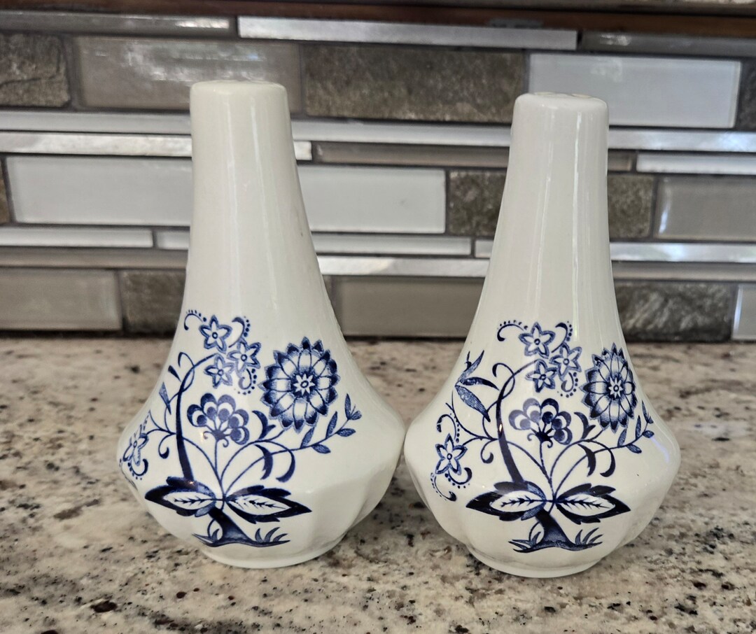 Vintage J&G Meakin Blue Nordic blue Onion Design Salt and Pepper - Etsy