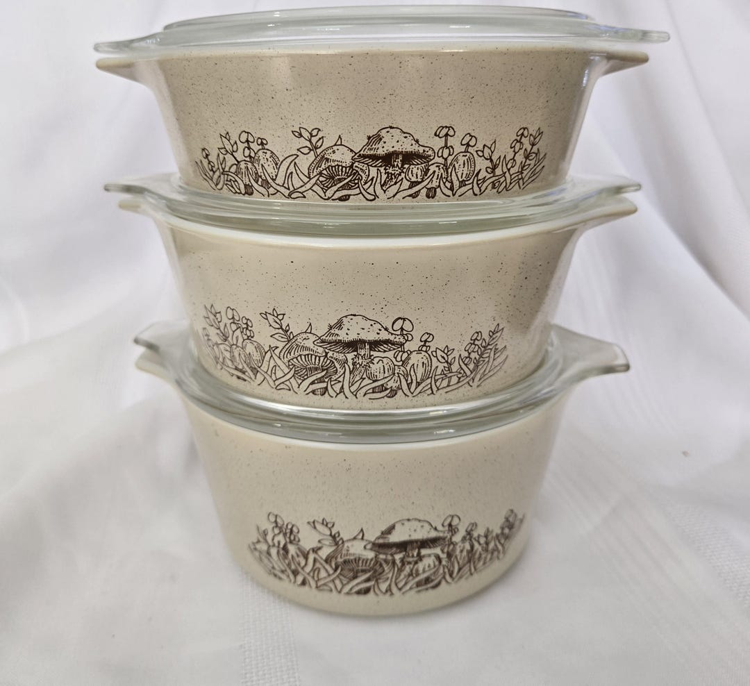 1980's Pyrex Glass Forest Fancies Mushroom Design Three Nesting ...