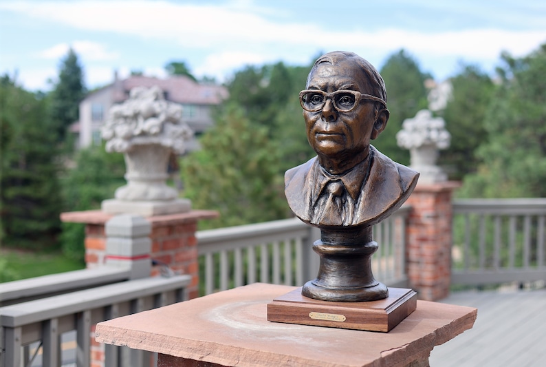 Life Size Charlie Munger Bronze Bust - Etsy