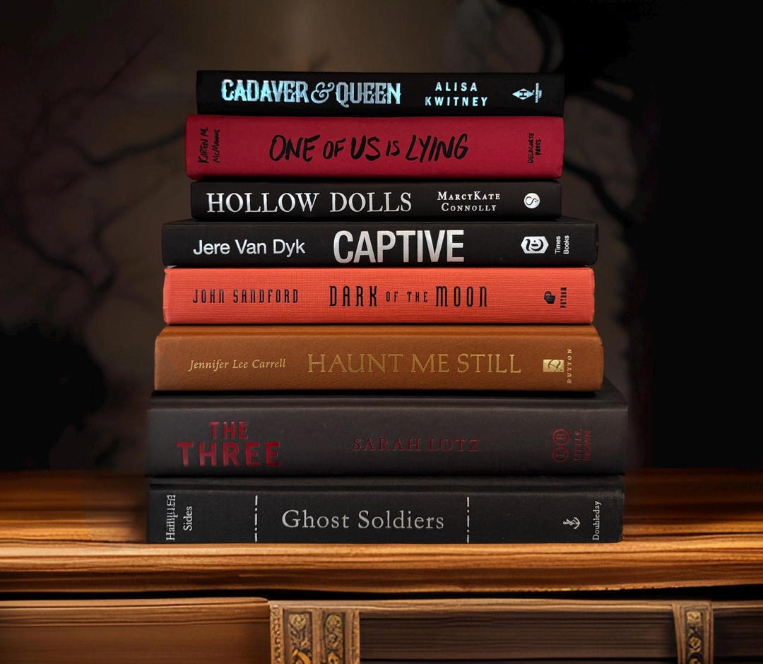 Halloween Book Stack, Spooky Books, Horror Books, Themed Books ...