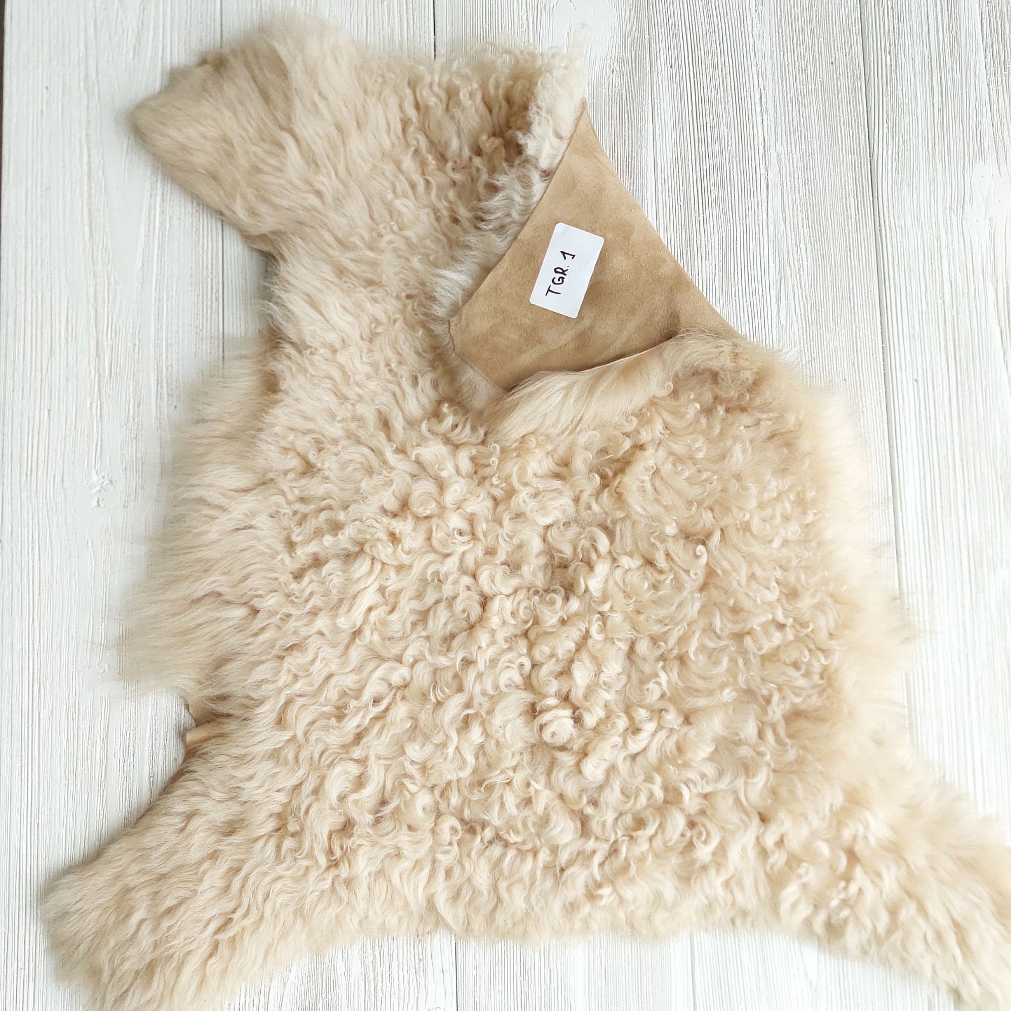 Genuine Curly Sheepskin Tigrado Wool Rug, Sheep Decor Fur, Clothing and ...
