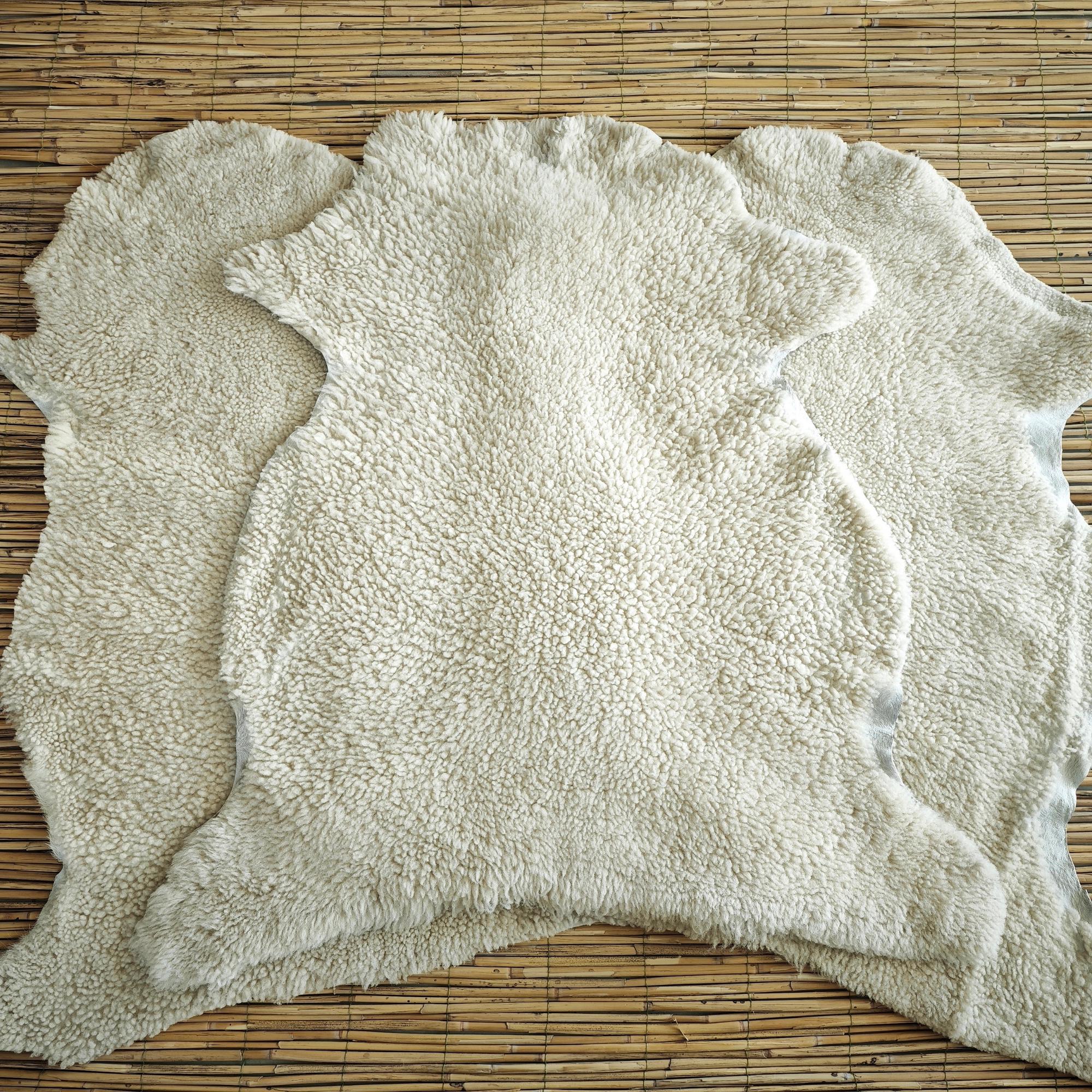 Beige Curly Merino Sheepskin Short Wool Rug, Natural Shearling Hide ...