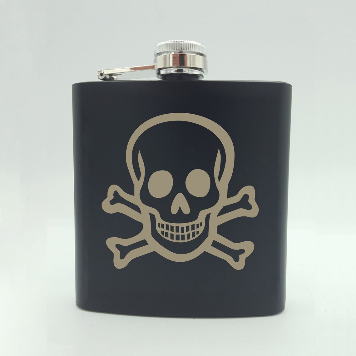 Skull and Crossbones, 6oz Hip Flask - Etsy