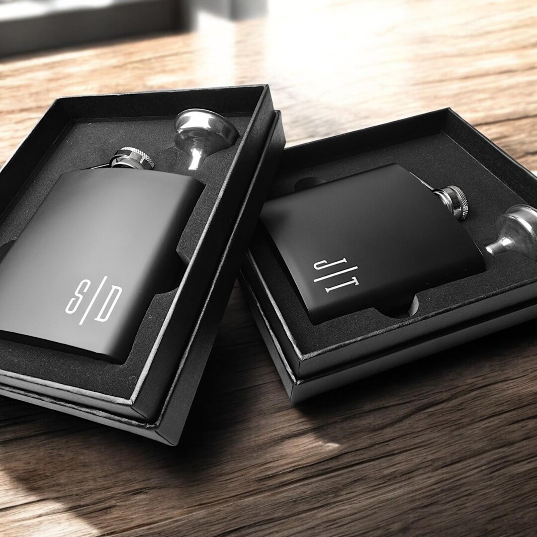 Monogramed Flask, Engraved Flask for Men, Best Man Gift, Wedding Gift ...