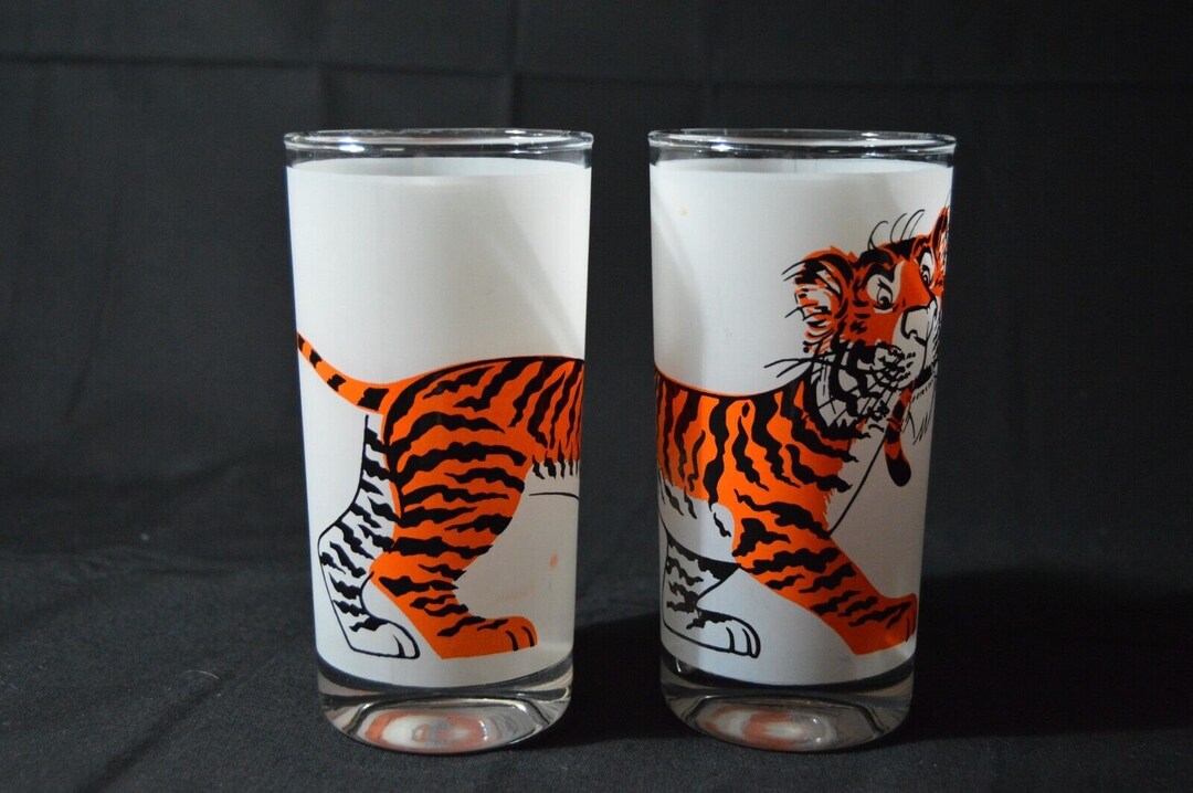 Set of 2 Vintage 1960s Esso Exxon Tiger Glasses Tumbler 5.5 Tall 12 ...