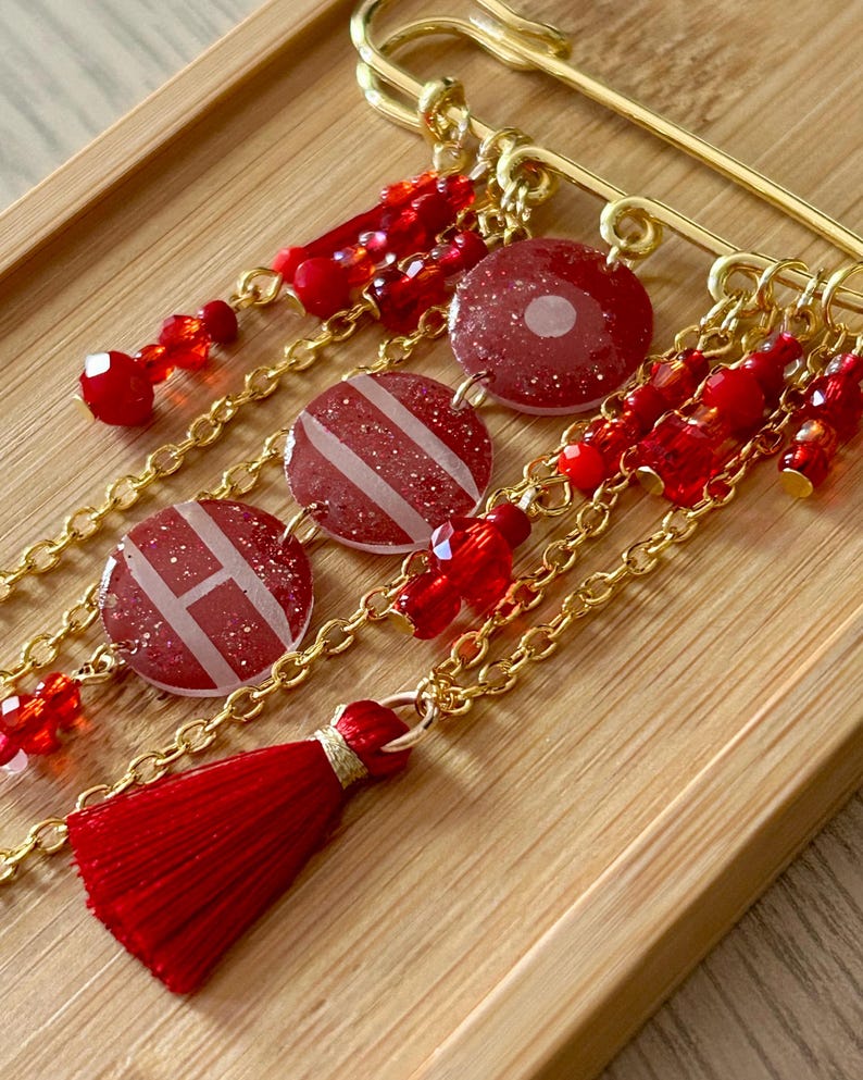 BTS Red & Gold Arirang | Hooligan Themed Brooch Decorative Safety Pin ...