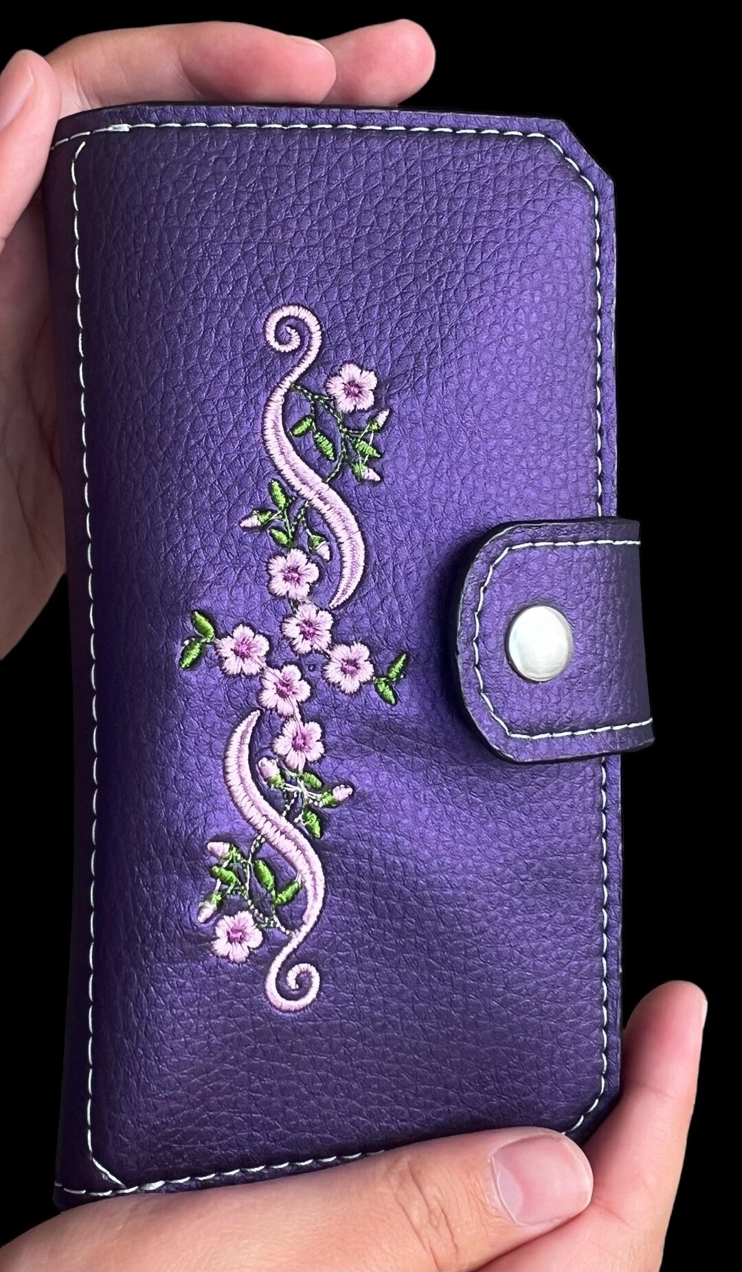 EMBROIDERED Ladies Faux Leather 12 Card Slot Wallet, Faux Leather ...