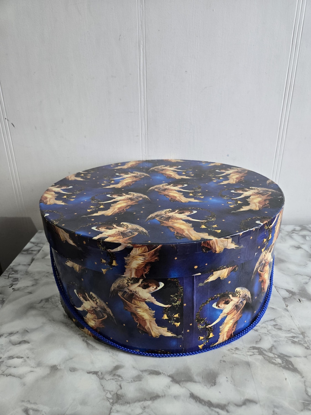Vintage Hat Box Blue Hat Box, Shabby Chic Hat Box, Vintage Hat Box, Blue Hat Box With Angles ...