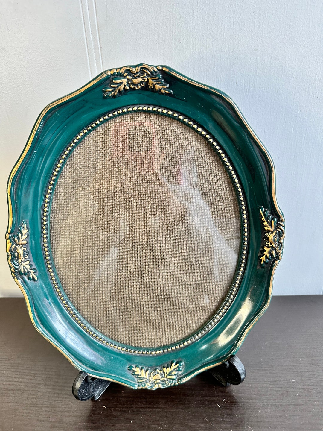 Vintage Green Frame, Photo Frame, Gold Accent, Oval, Accent Wall Glass ...