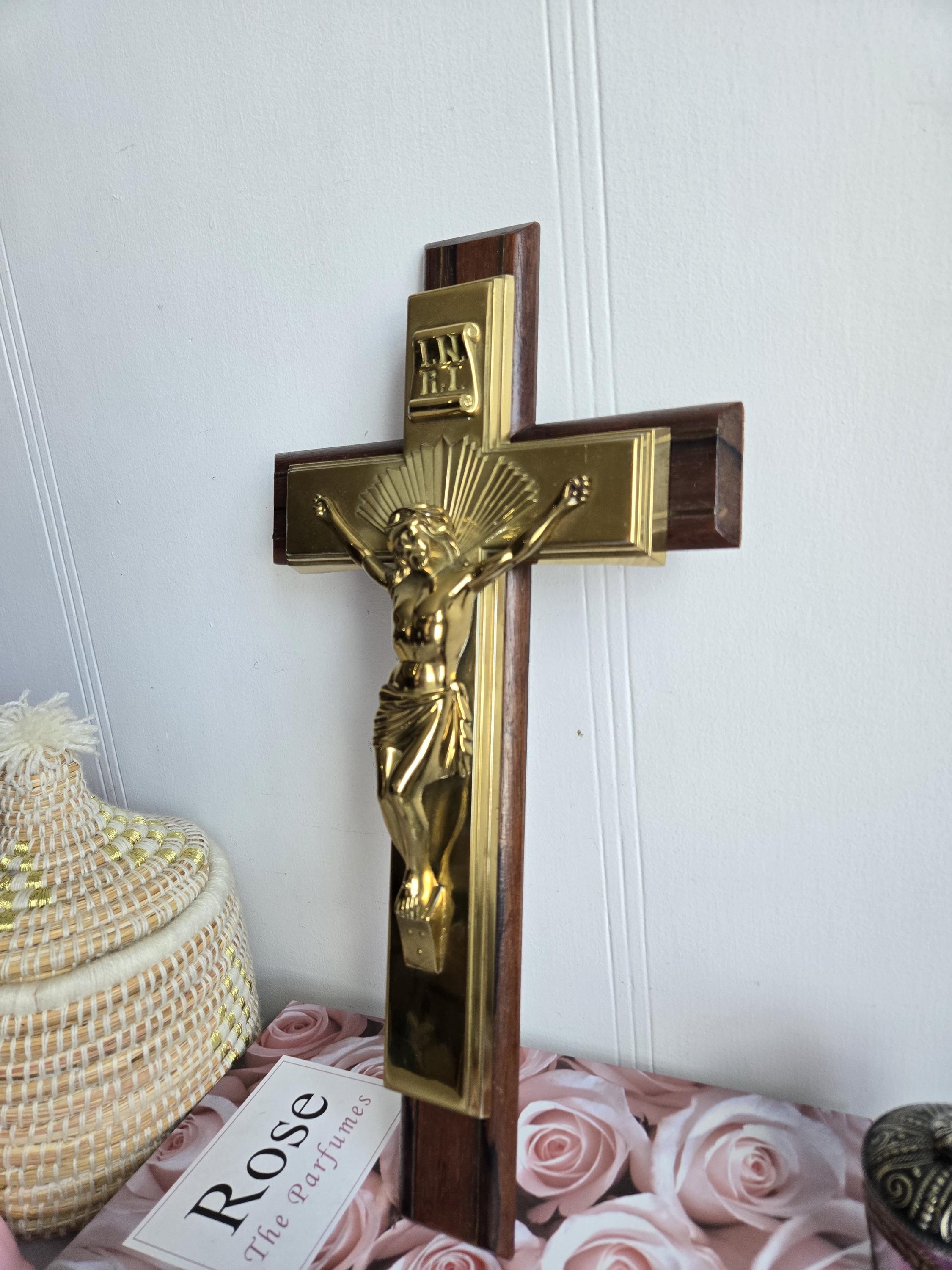 Vintage Crucifix Jesus on the Cross Christianity Christian Decor. - Etsy