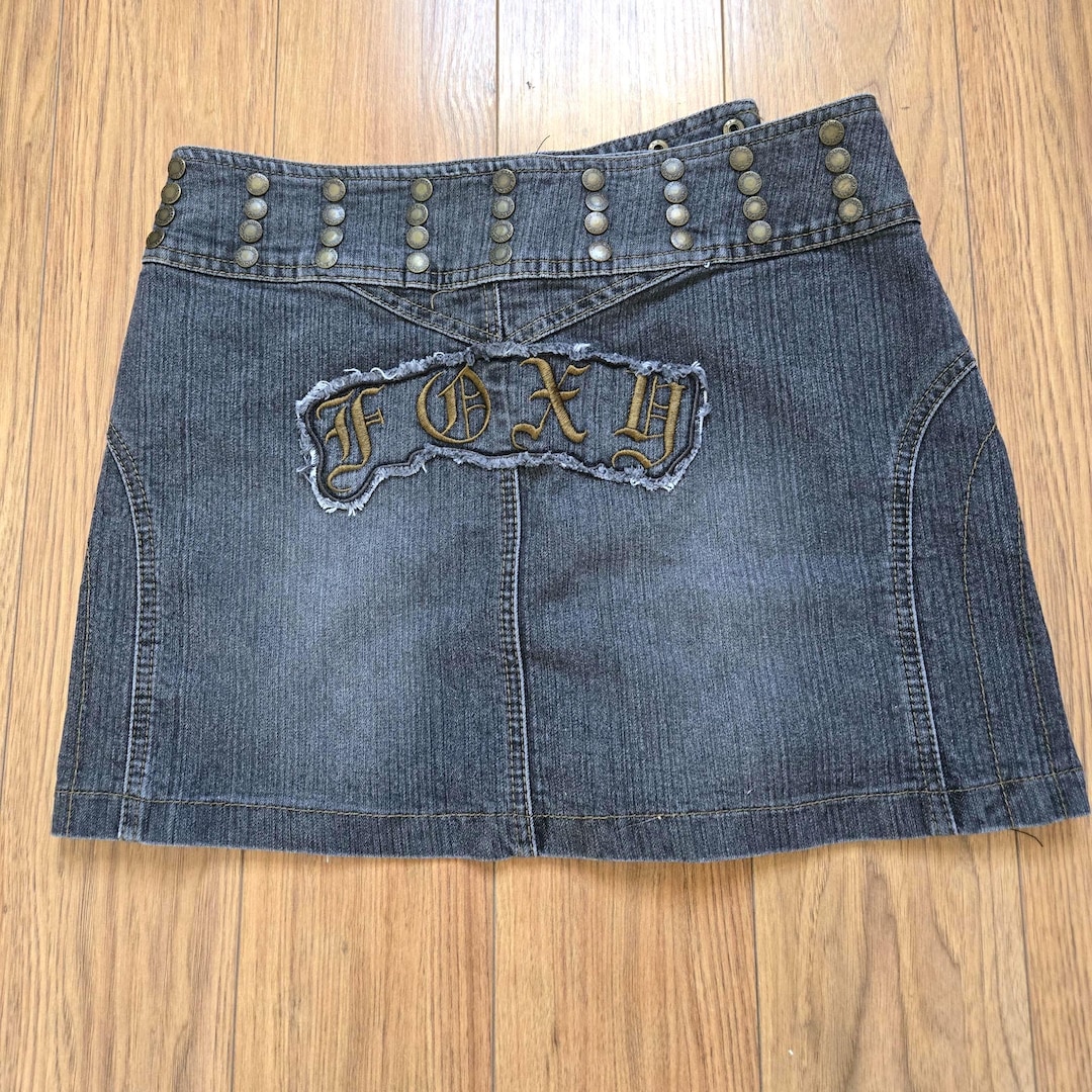 Vintage Foxy Jeans Low Rise Denim Mini Size 7 Closed Broked Stretch ...