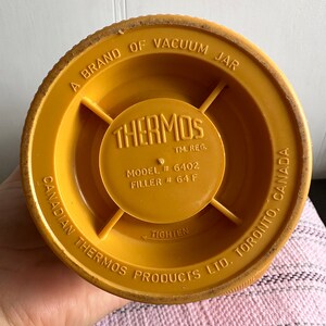Vintage Yellow Thermos Model 6402 1 Quart Mid-century Mustard Yellow ...