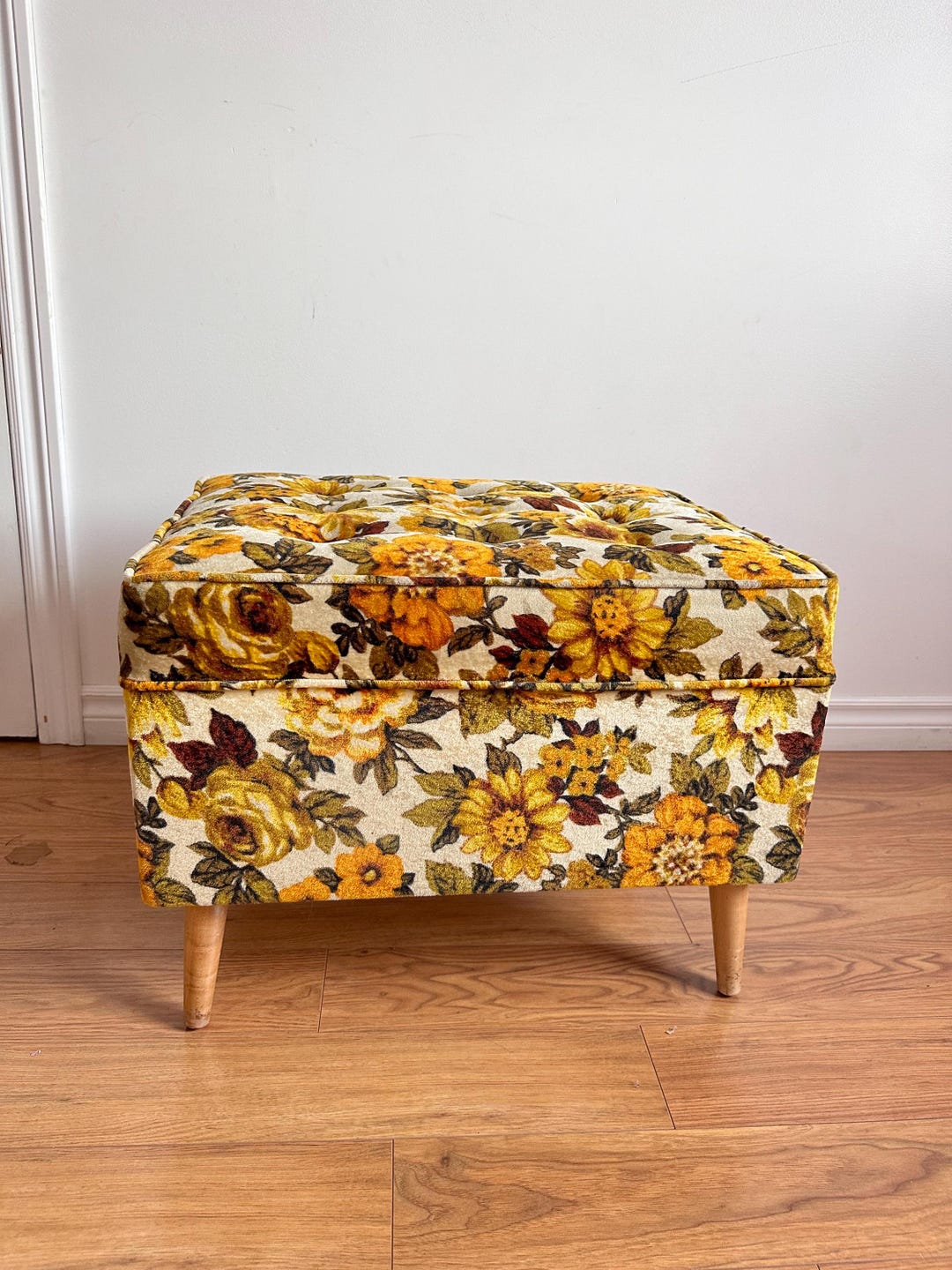 Vintage Flowerd 70’s Living Room Bench, Cocktail Ottoman, Coffee Table ...