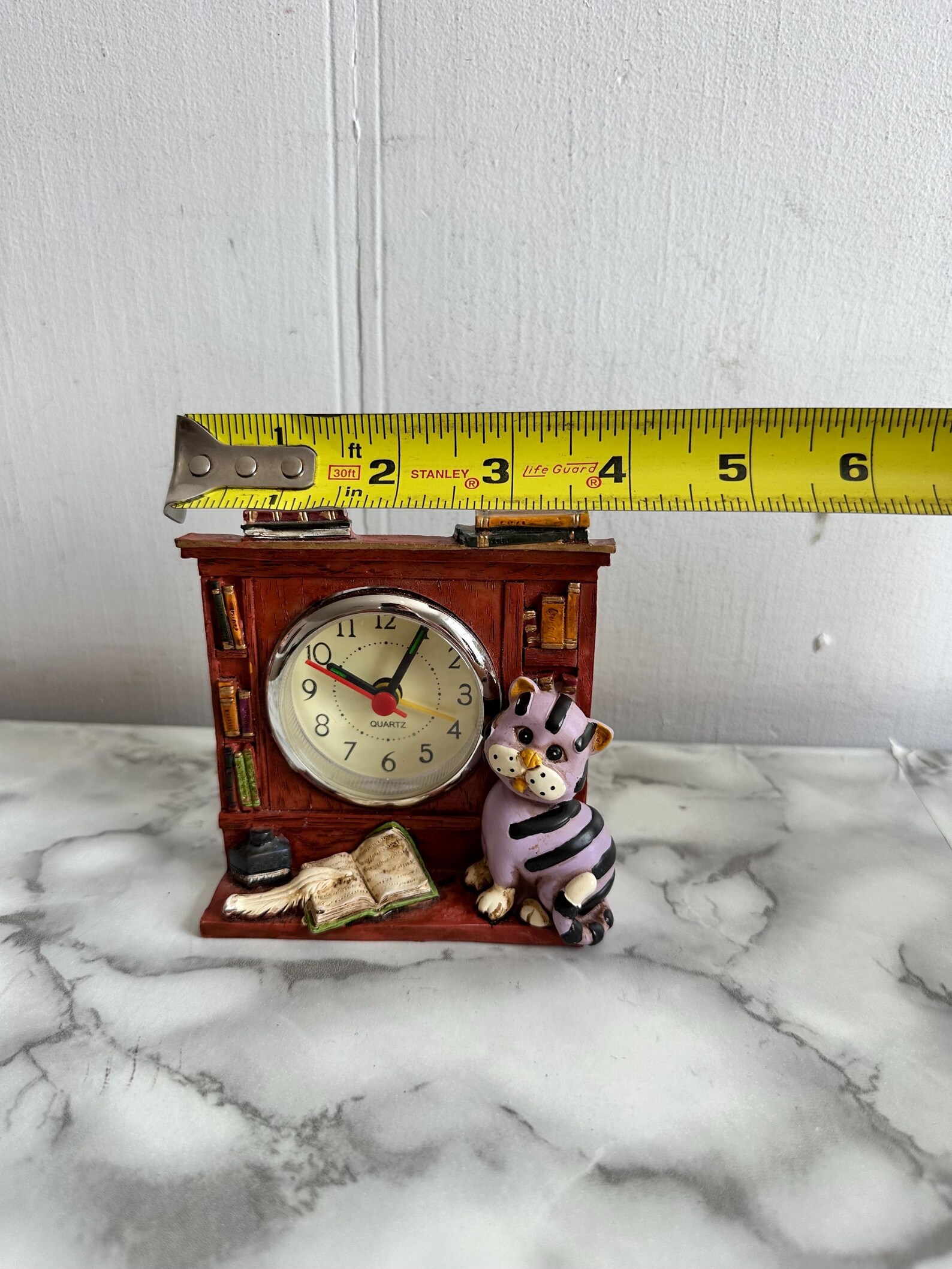 Vintage Quartz Cat Sitting on a Library Decorative Desk Clock. - Etsy