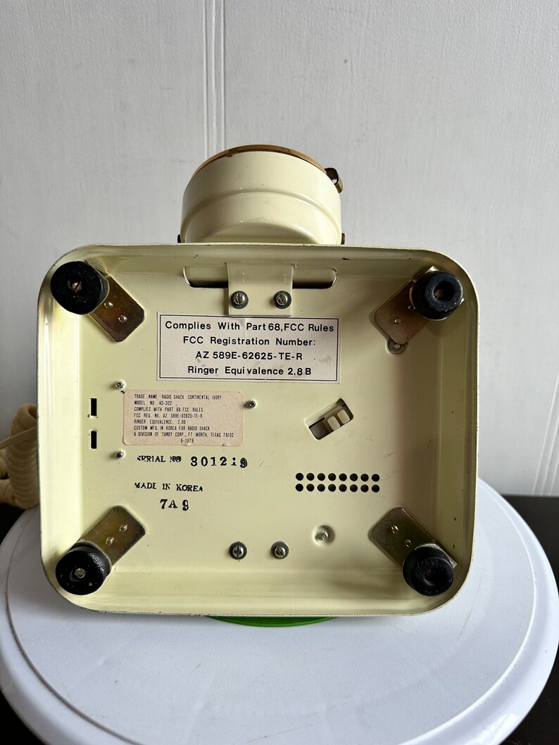 Vintage Rotary Telephone ,vintage Old School Telephone , Dial the Phone ...