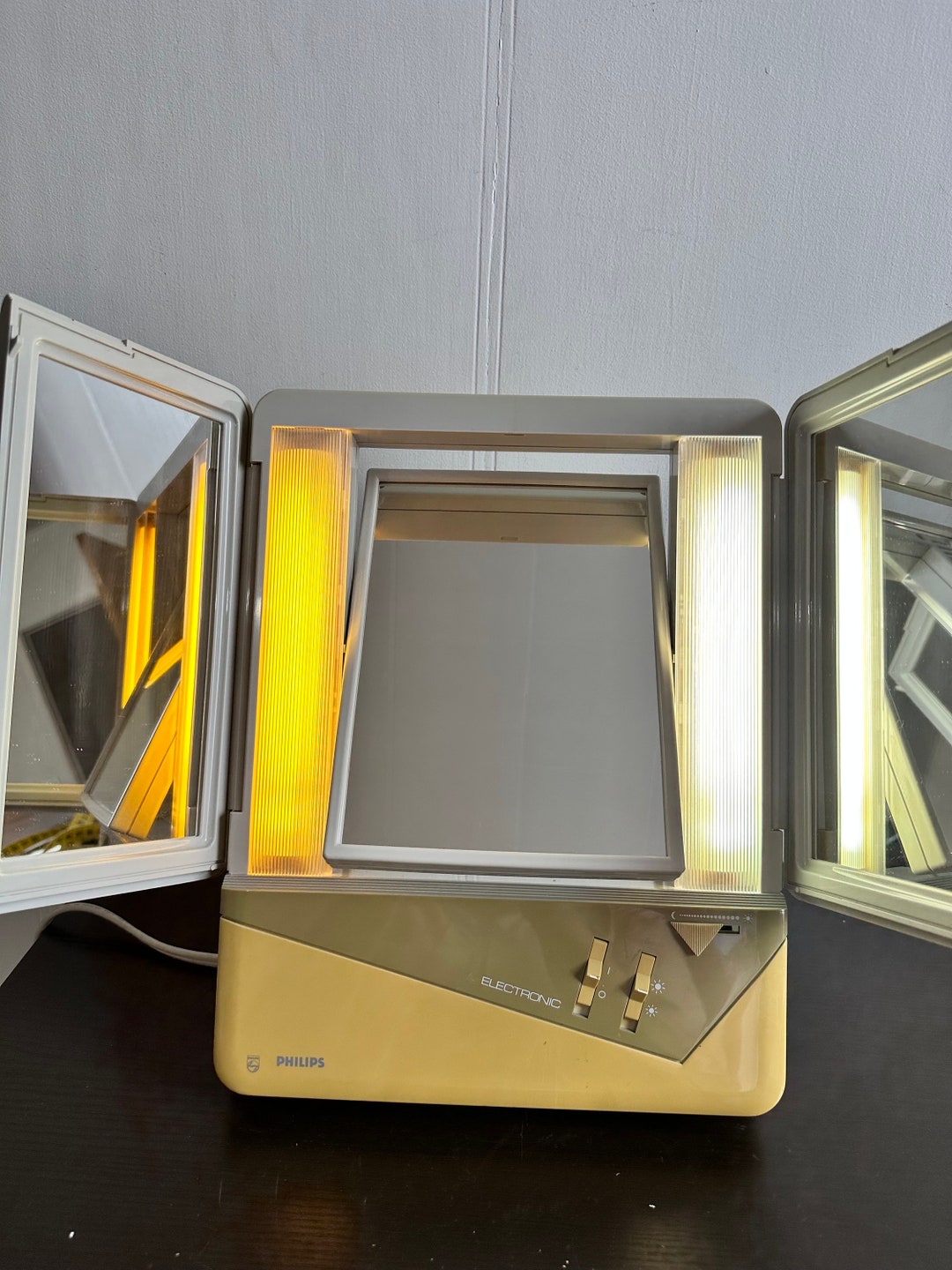 Vintage Philips Electronic Lighted Mirror With Built-in Outlet ...