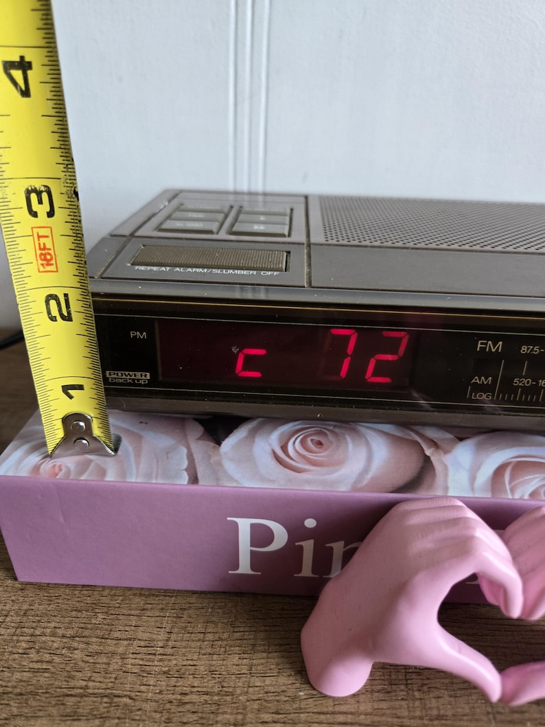 Vintage Magnavox D3150 AM FM Woodgrain Clock Radio . - Etsy