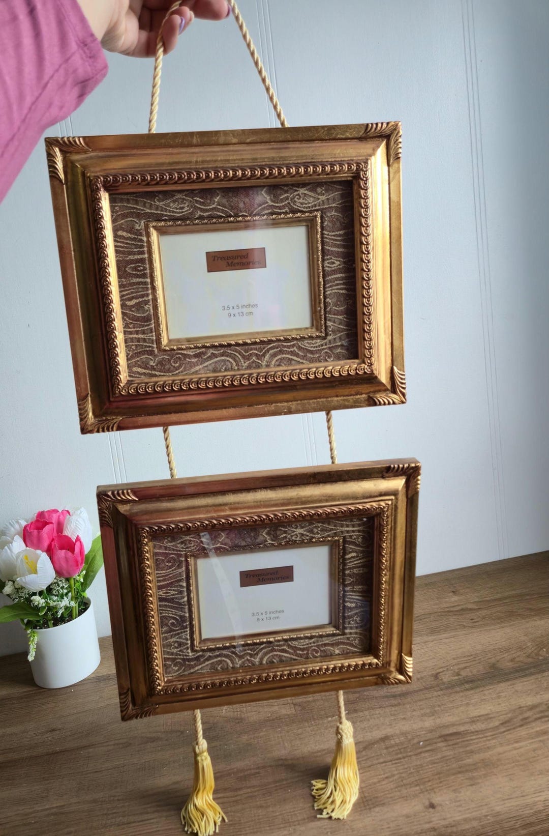 Vintage Beautiful Gold Photo Frames, Ideal for Decorating Any Space ...