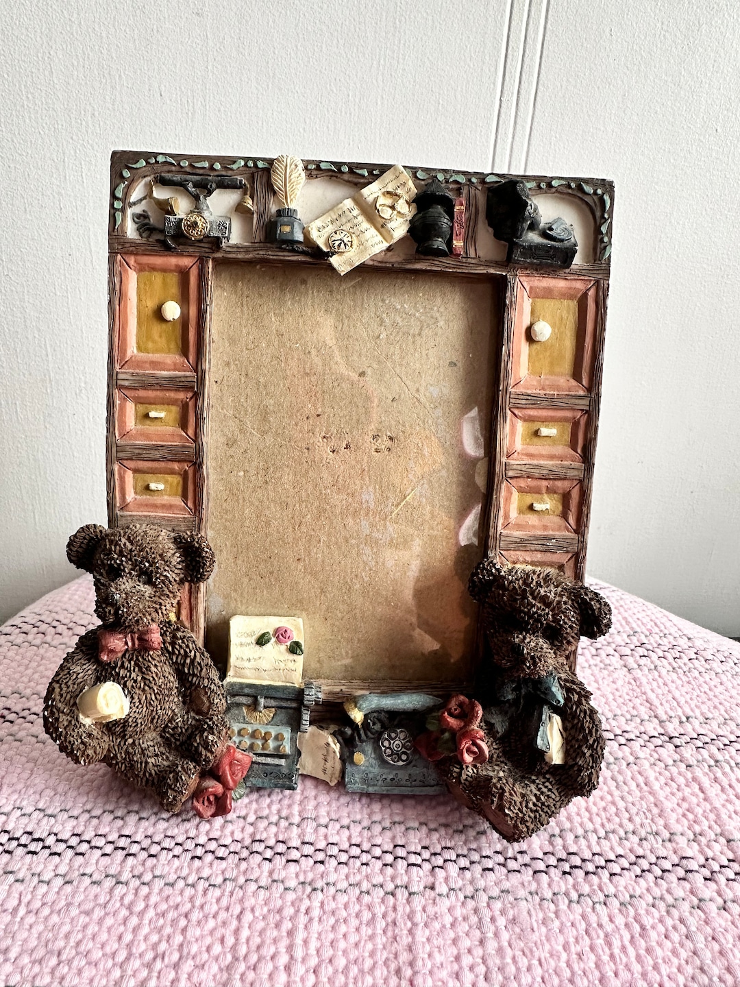 Vintage Shudehill Teddy Bear Picture Frame With Love Heart Border. for ...