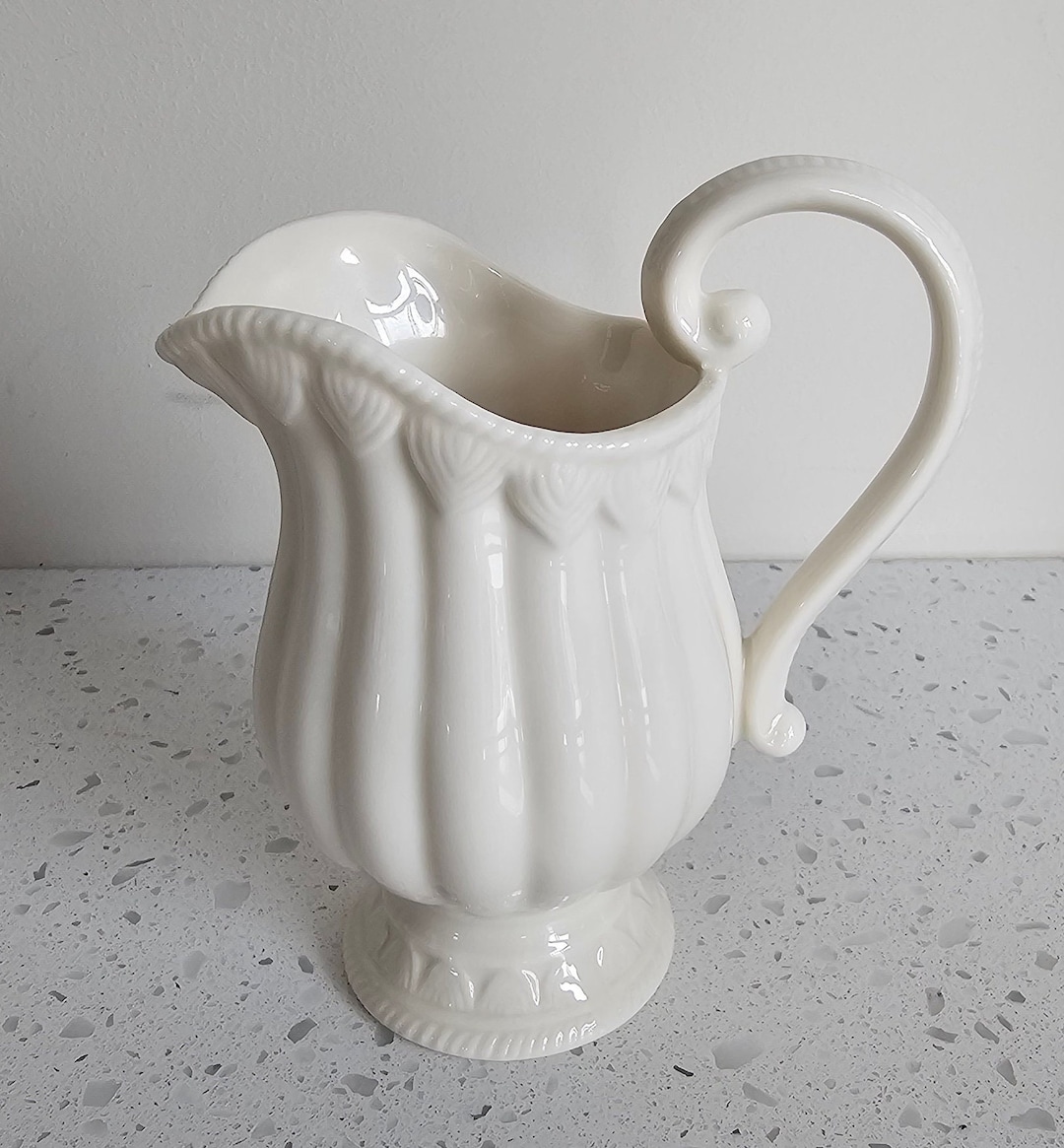 L. GODINGER & CO. Elegant Ivory Porcelain Small Creamer Pitcher Syrup ...