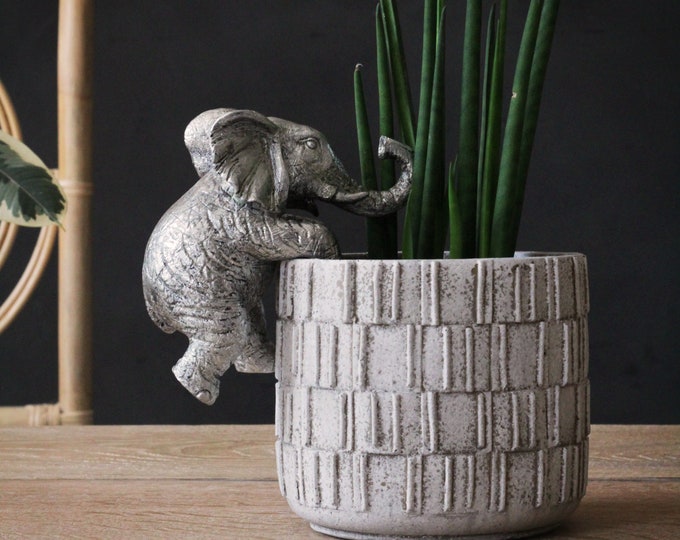 Grey Pot Hanger Elephant Antique Finish Resin Pot Climber - Etsy UK