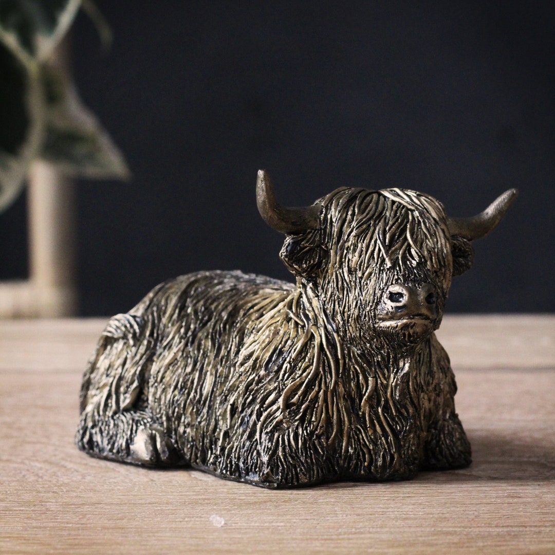 Sitting Down Bronze Highland Cow Ornament - Etsy