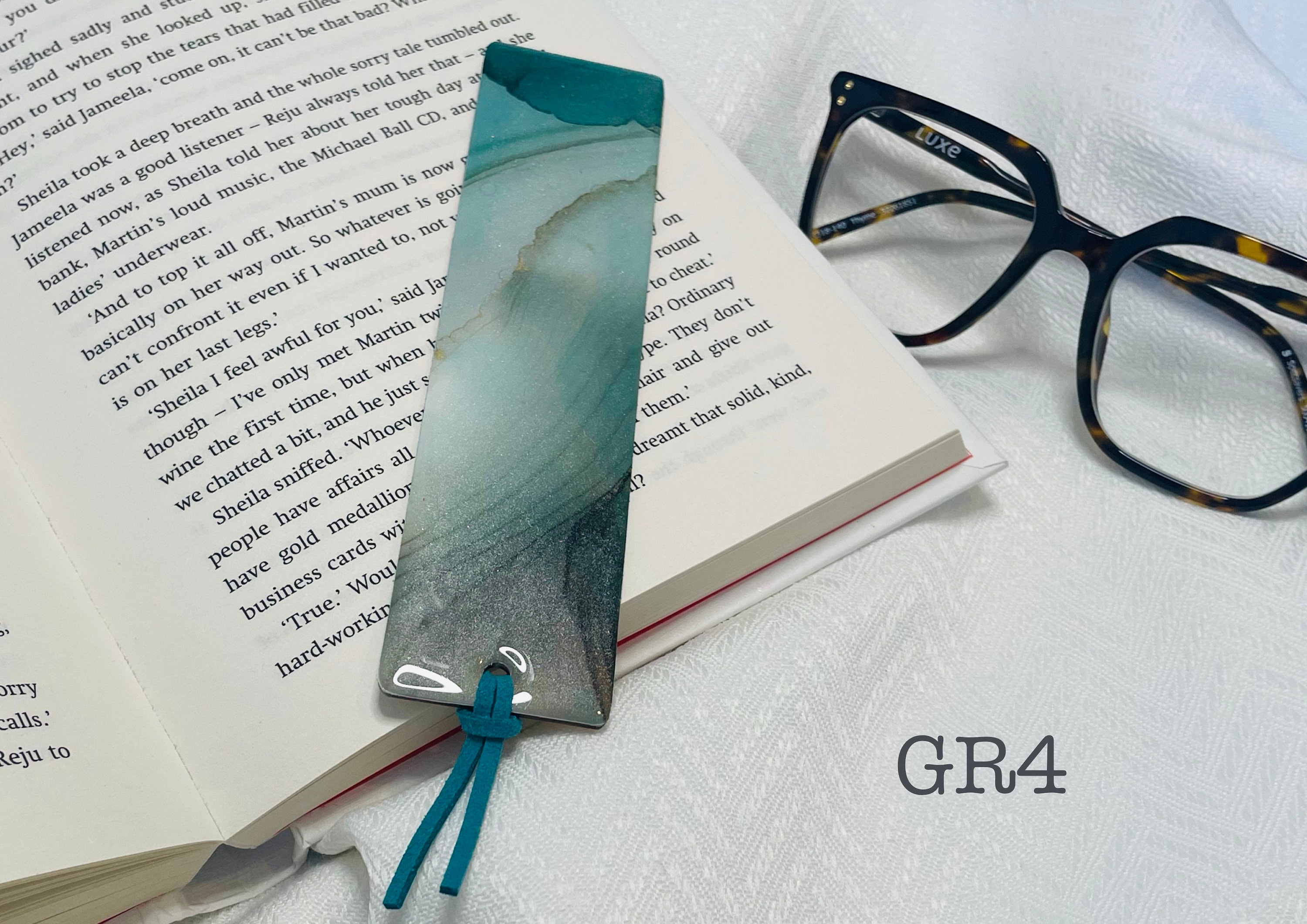 Green Resin Bookmarks - Etsy