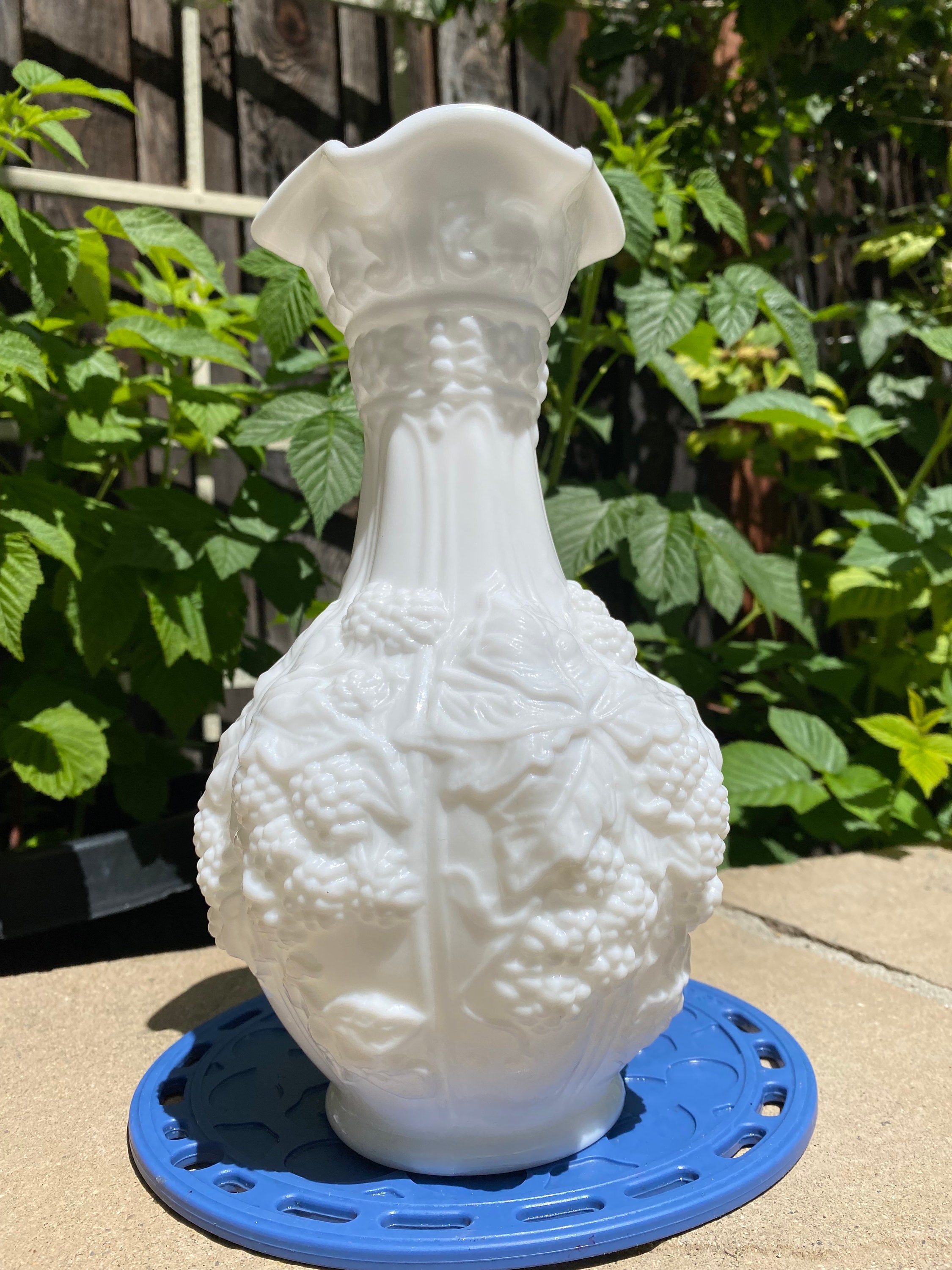 1960s Imperial Milk Glass Vase. Loganberry - Etsy