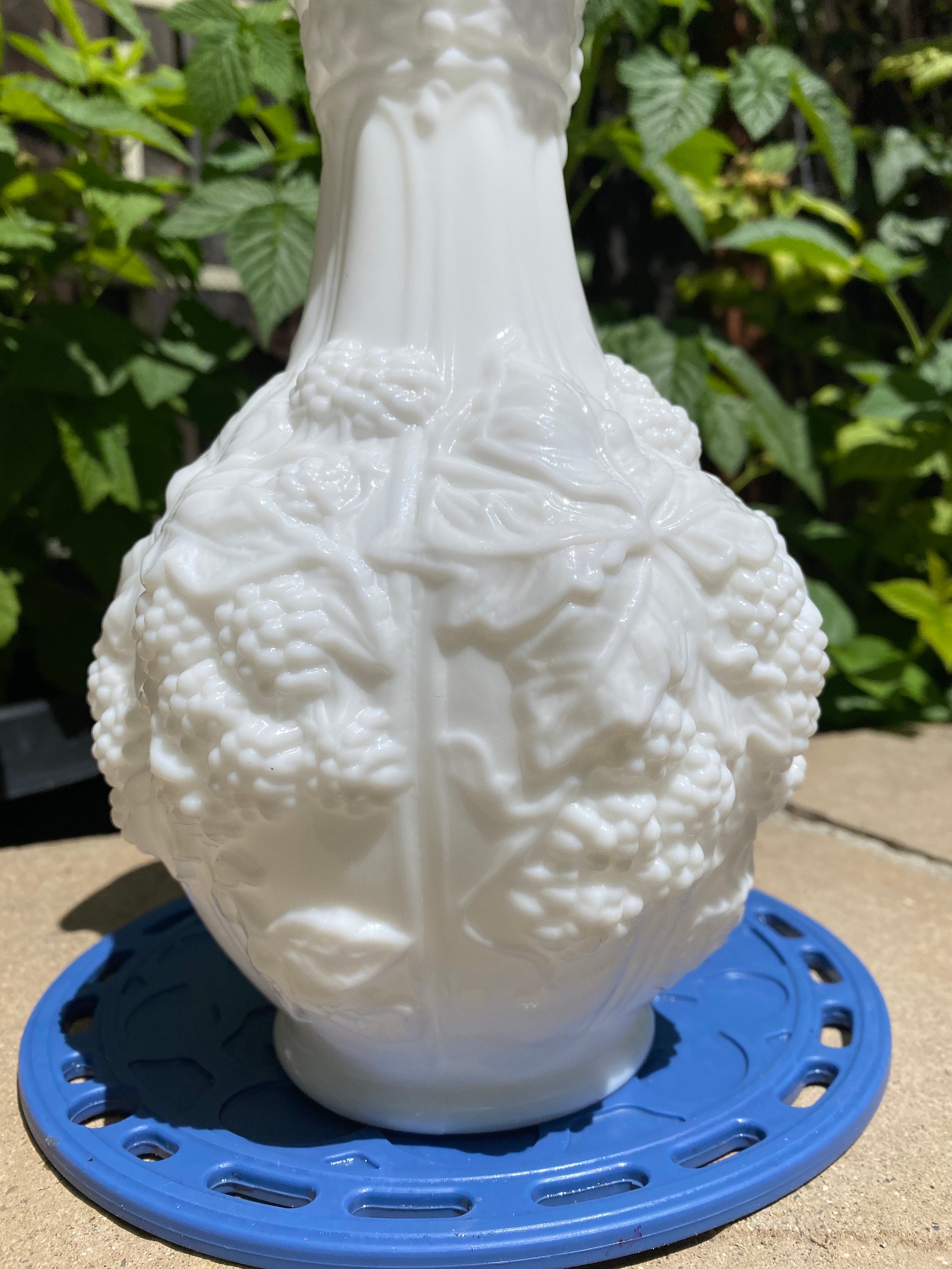 1960s Imperial Milk Glass Vase. Loganberry - Etsy