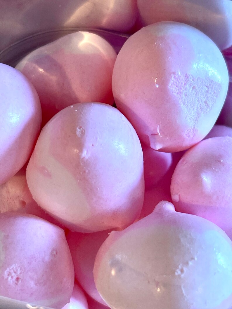 Freeze Dried Bubble Gum Salt Water Taffy, Delectable Treats, Homemade ...