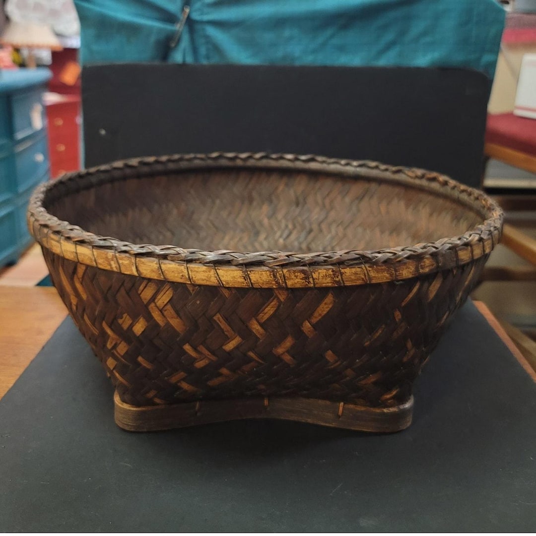 VINTAGE Large 1960s Labba Grain Basket From Philippines - 17" Diam. X 7 ...