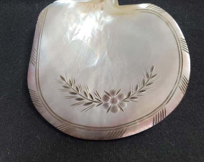 Vintage Mother of Pearl Hand Etched Nacre Shell Caviar Dish Palette ...