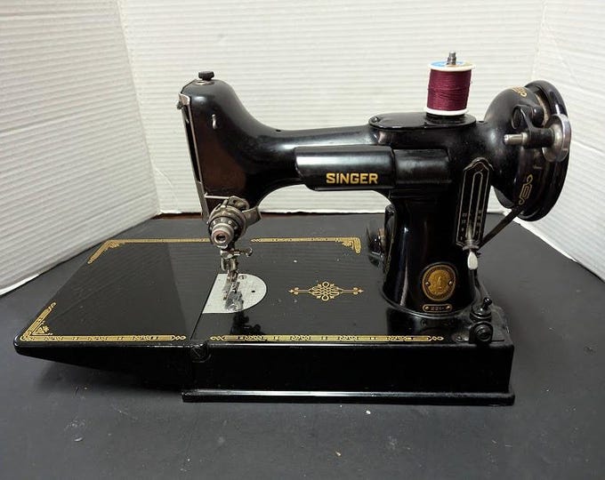 Antique 1953 Singer 221-1 Working Featherweight Sewing Machine,case ...