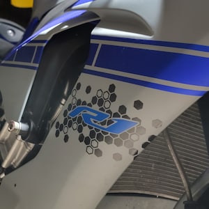 Reflective Yamaha R7 Decal - Etsy