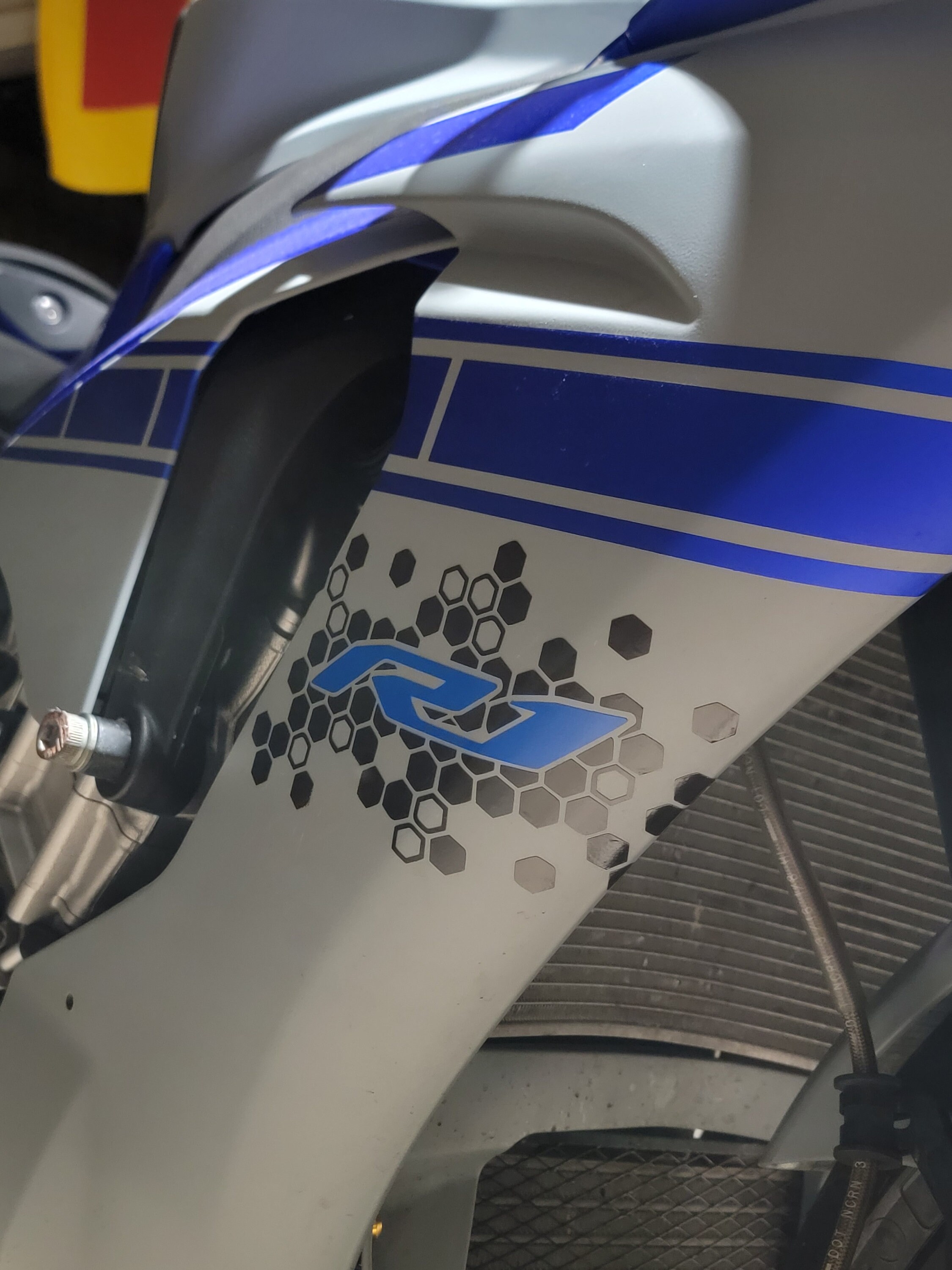 Reflective Yamaha R7 Decal - Etsy